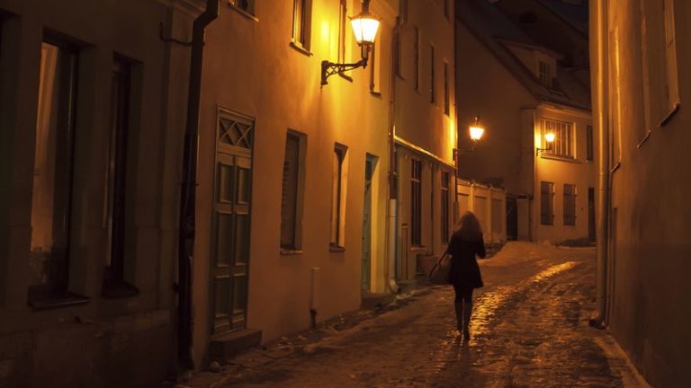 Absolutely Everything You Need To Know To Avoid Being Mugged - ClickHole