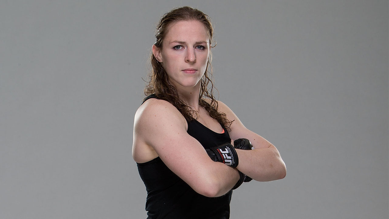 7 Badass Female MMA Fighters Who Better Not Try To Crush My Nativity ...