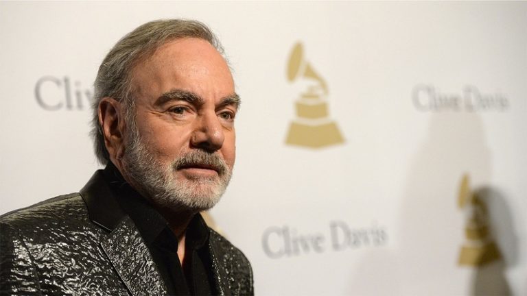 Champion Of The Arts: Neil Diamond Is Donating All His Remaining ...