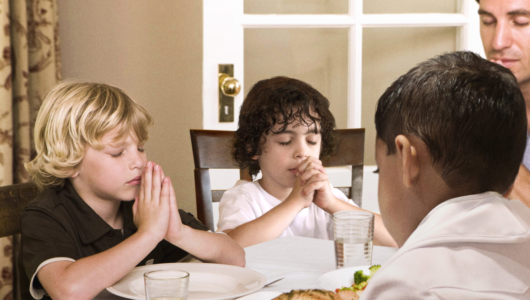 Ah Jeez: This Kid’s Family Is Making Everyone At His Sleepover Say ...