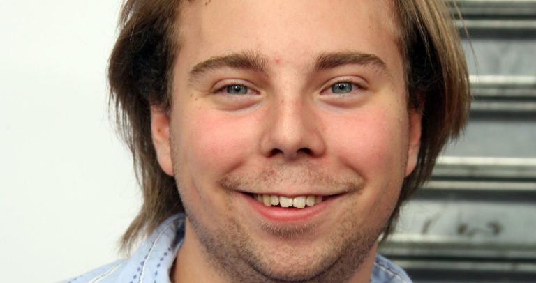Remember The Kid Who Played Beans On ‘Even Stevens’? Come On, Please ...